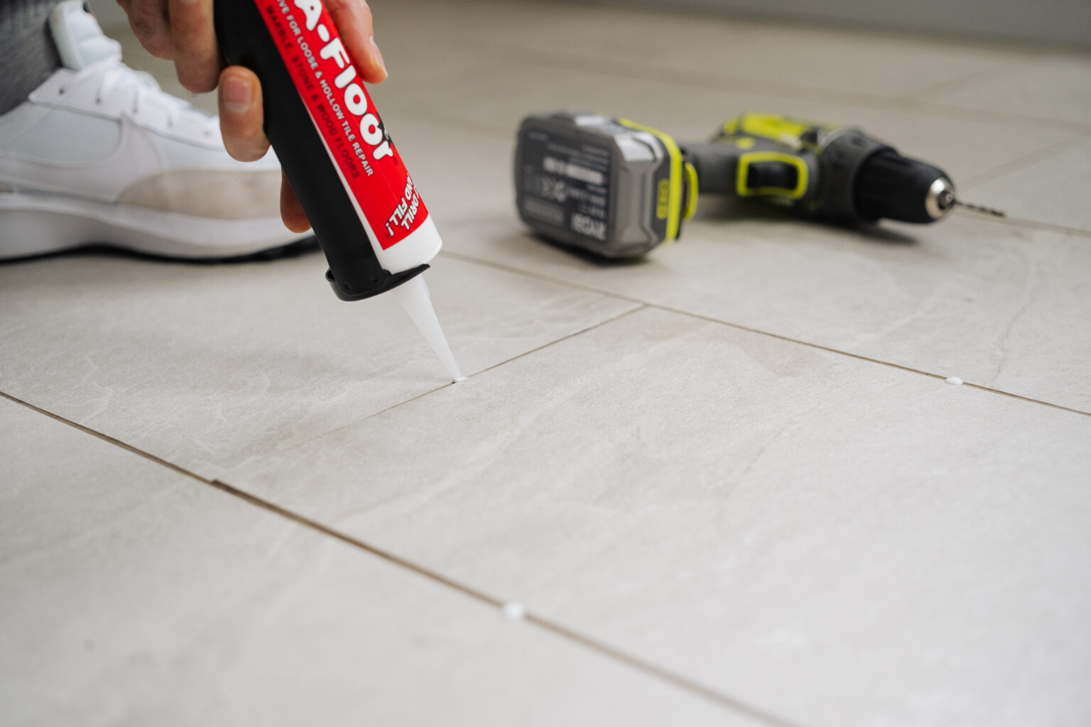 Fix-A-Floor Extra Strength Bonding Adhesive - Repair Loose Tiles and ...